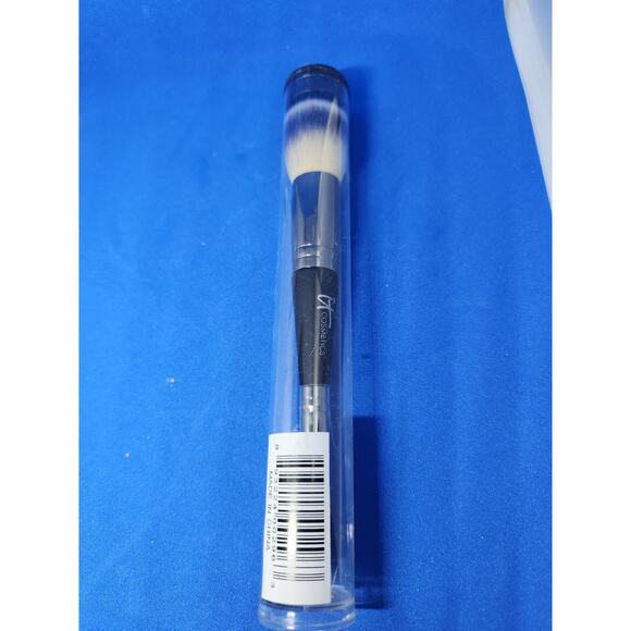 it cosmetics | Makeup | It Cosmetics Heavenly Luxe Complexion Perfection Brush No 7 | Poshmark